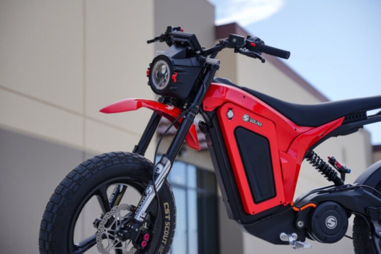 Solar Meluncurkan Sepeda Motor Listrik Ringan Eclipse Race Edition, Cek ...
