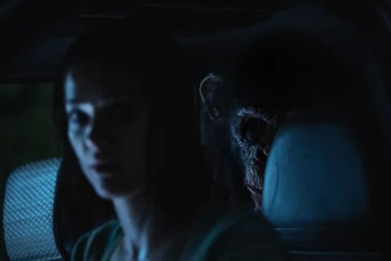 Review ‘Primate’: Seekor Simpanse Peliharaan Mengamuk dalam Film ...